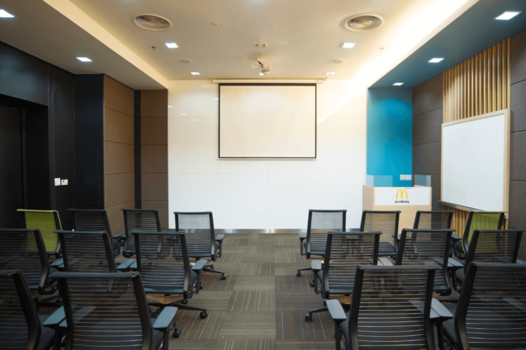 M Academy - บริการให้เช่า ห้องประชุม ห้องสัมมนา งานจัดเลี้ยง
